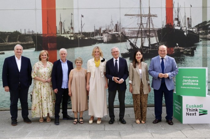 La ikurriña: la bandera vasca - Sabino Arana Fundazioa